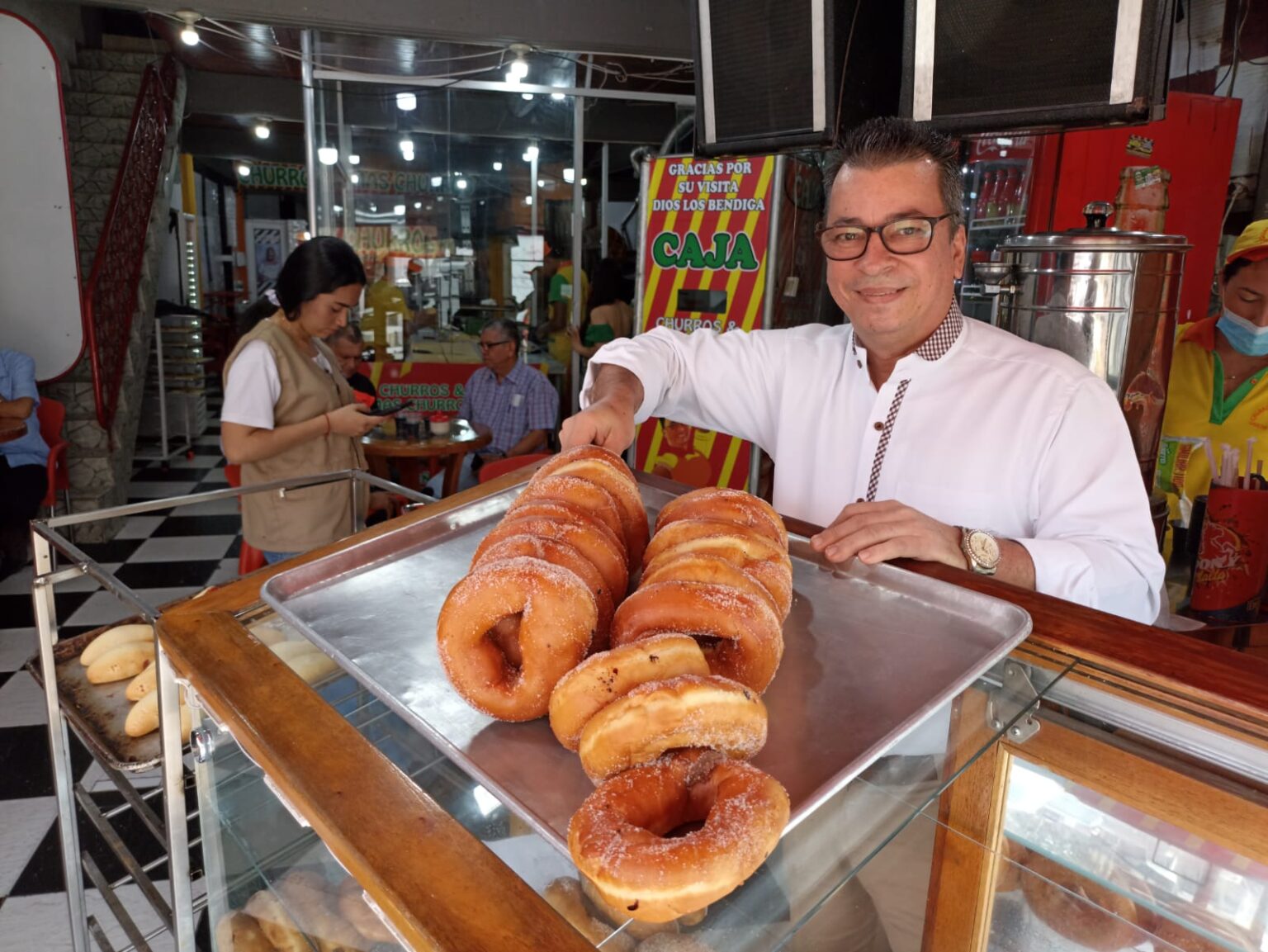 La historia de ‘Chucho’, el de los churros | Periódico del Meta
