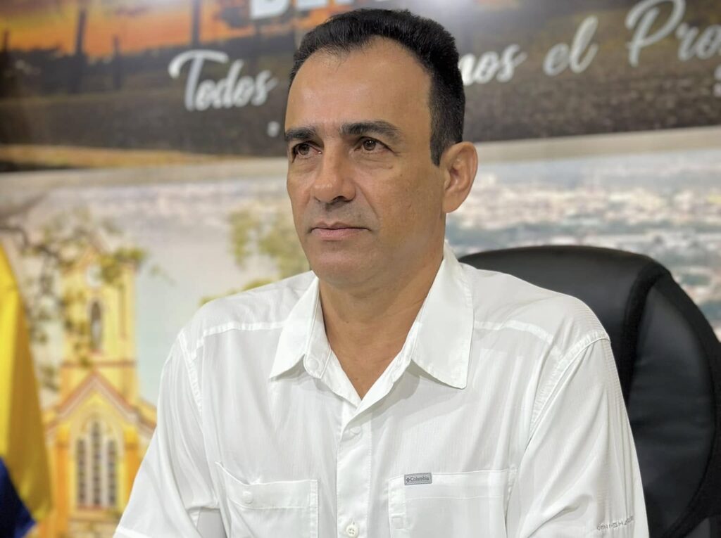 Diputado Héctor Fabio Vélez pierde su investidura en fallo de primera ...